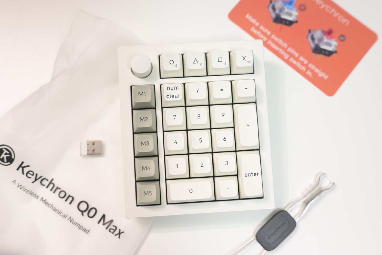 Keychron Q0 MAX【レビュー】｜テンキーを備えた打鍵感最高の「無線」左手デバイス | まちろぐ