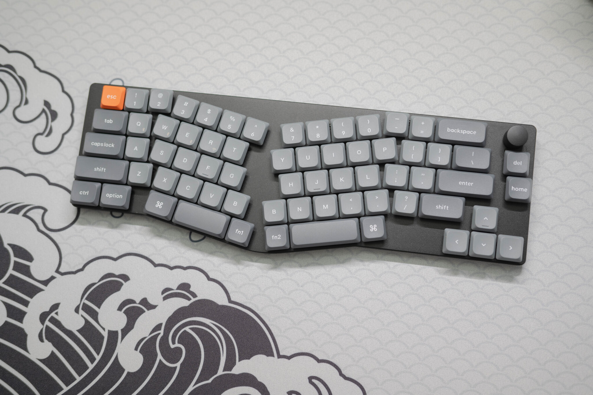 Keychron K11 MAX【レビュー】｜ロープロ・アリス配列・65%を持ち合わせる独特なキーボード。 | まちろぐ