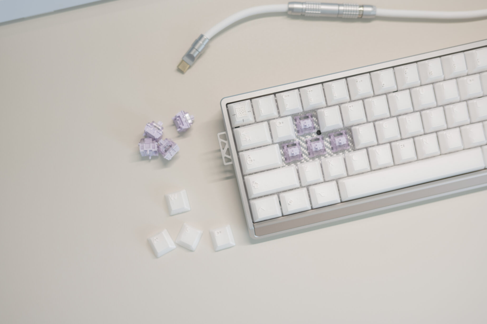 見た目重視で選んだWooting 60HEカスタム｜OwLab OW60（Beige Edition） | まちろぐ